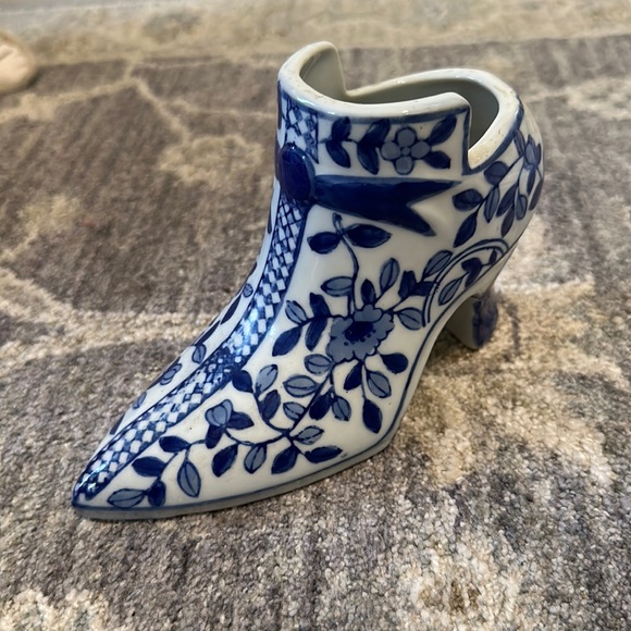 Accents | Vintage Chinoiserie Decorative Porcelain Ceramic Shoe | Poshmark
